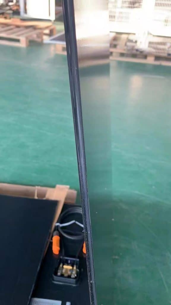 Solar Panel Thickness: What You Need to Know Before Buying