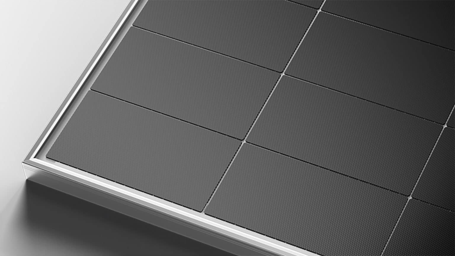 Back Contact + Low-Glare Materials: Solving Solar Panel Glare Problems